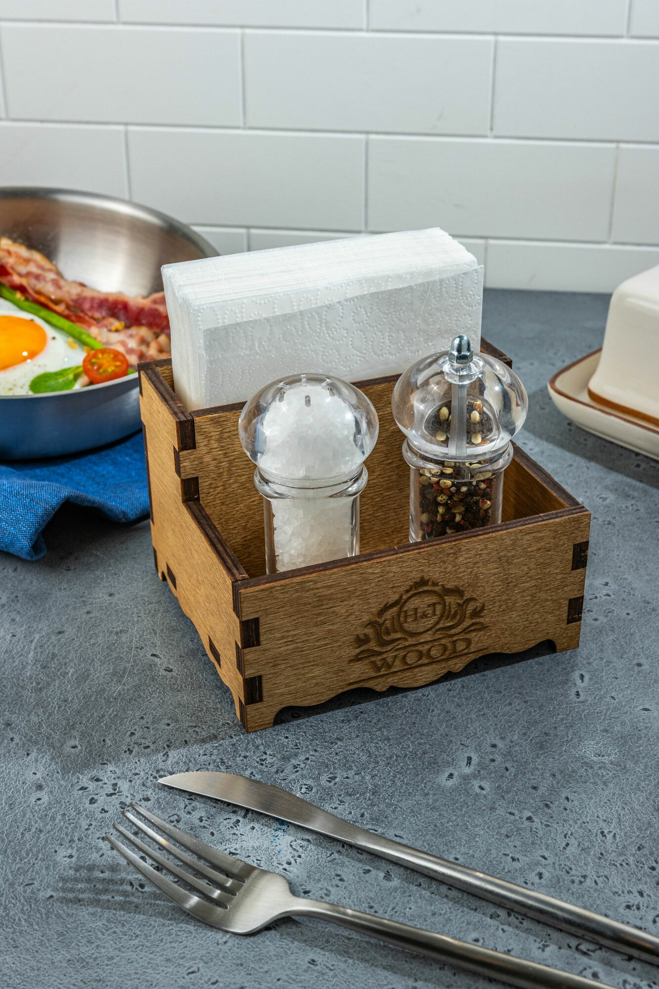 Салфетница на стол деревянная для кухни, подставка для салфеток на стол — фото 1