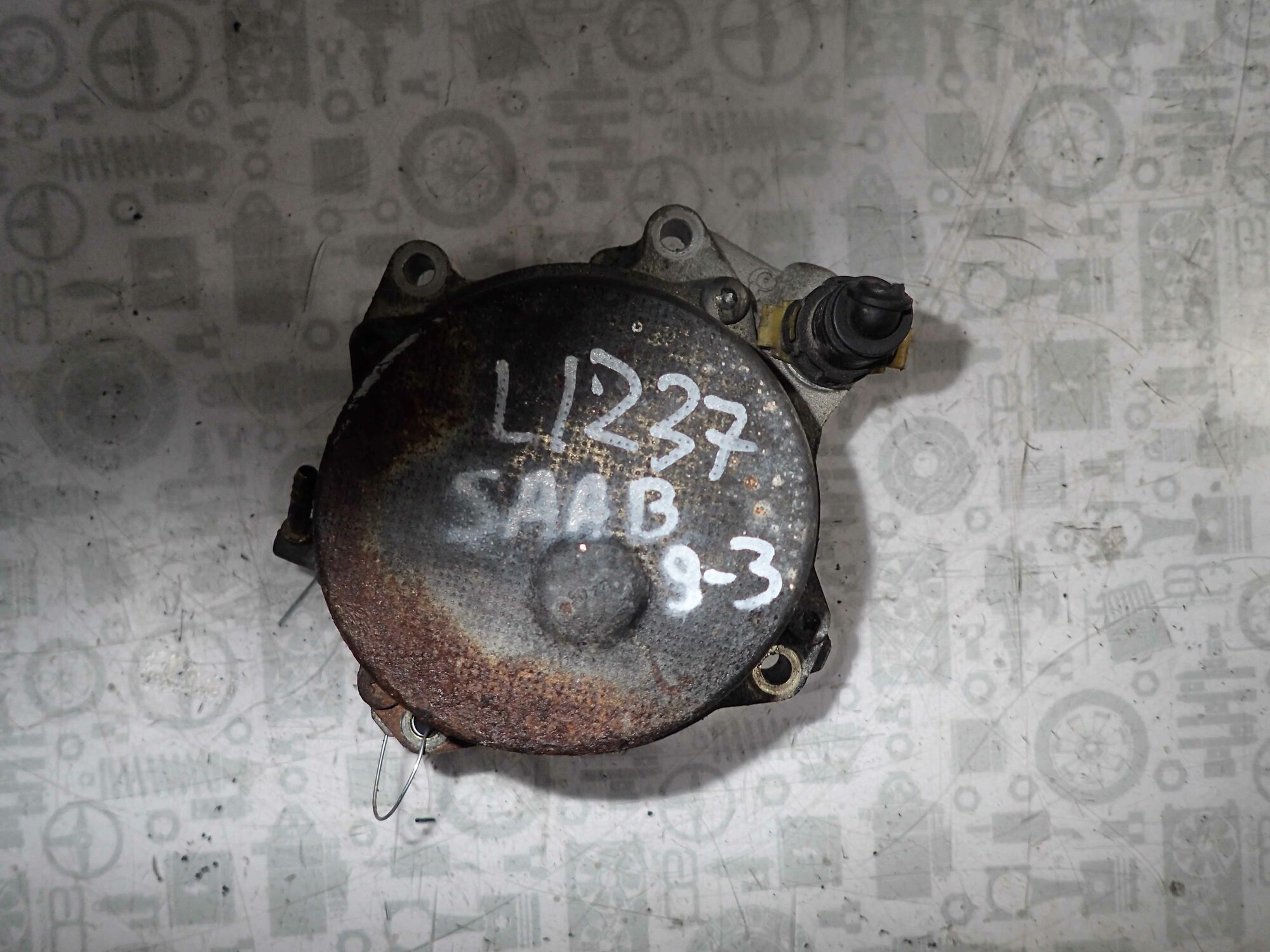 Насос вакуумный Saab 9-3 (2) 55581351 арт. 393858