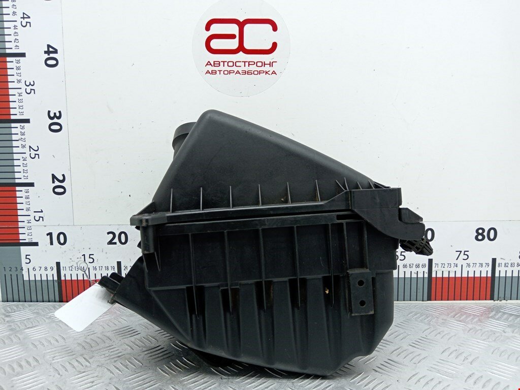 Корпус воздушного фильтра Volkswagen Passat 5 GP 3B0133837BB арт. 1856583