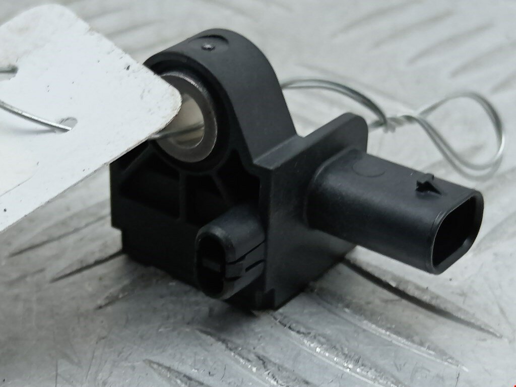 Датчик удара Skoda Rapid 1 34D959351 арт. 1820519