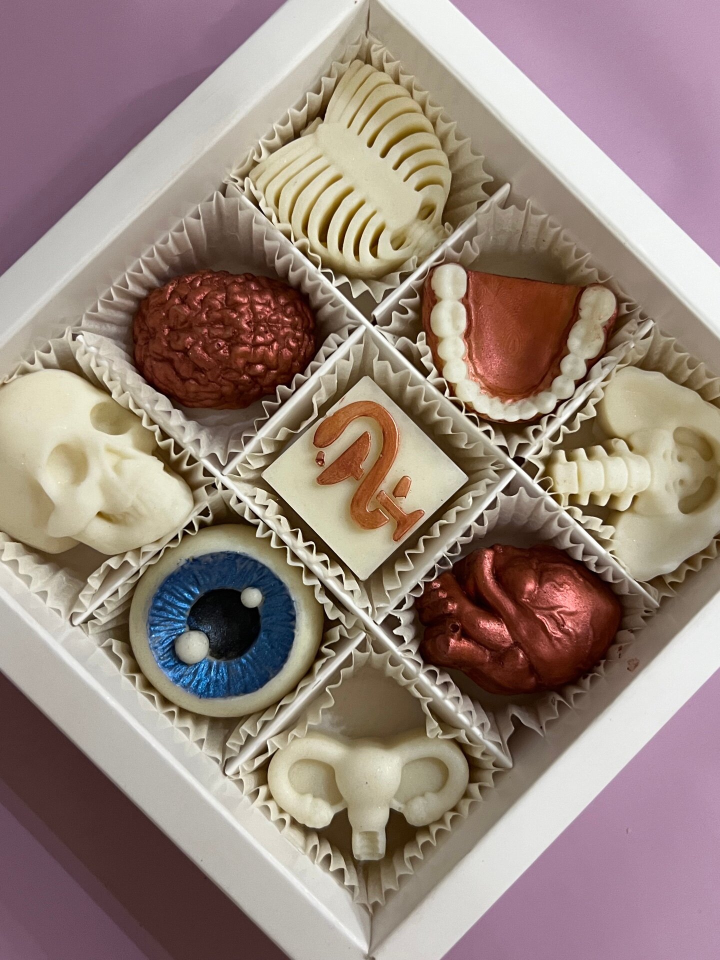 Шоколадный набор "Подарочный набор для врача №3" , белый шоколад, ручная работа