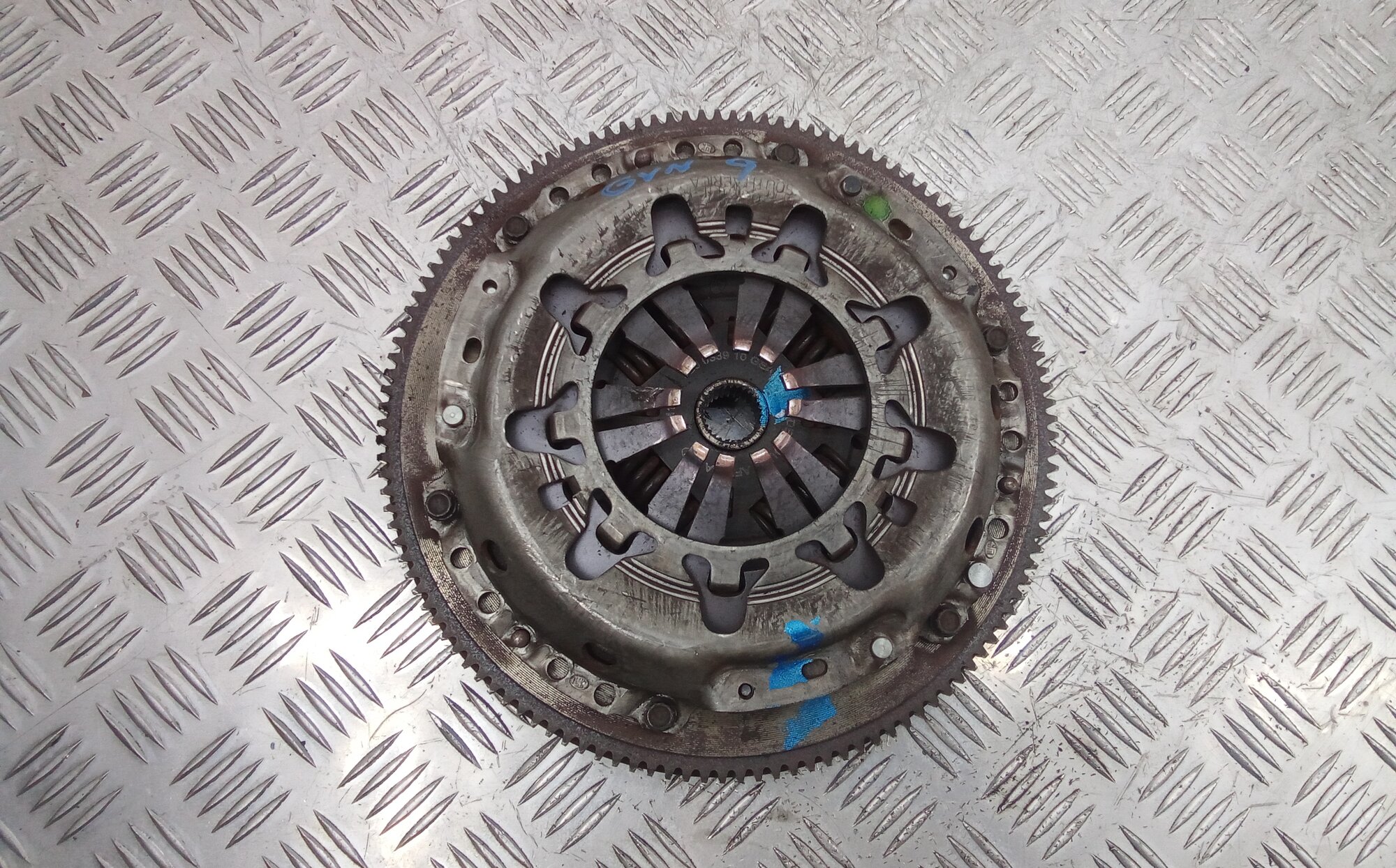 Маховик бензиновый VOLKSWAGEN GOLF 6, Номер 038105269C