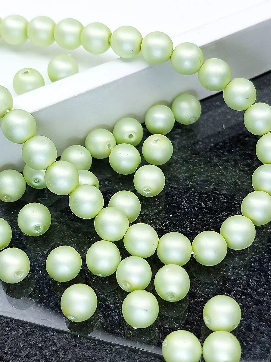 Бусины чешские Preciosa под жемчуг, стекло, круглые, 6 мм св. зелёный матовые