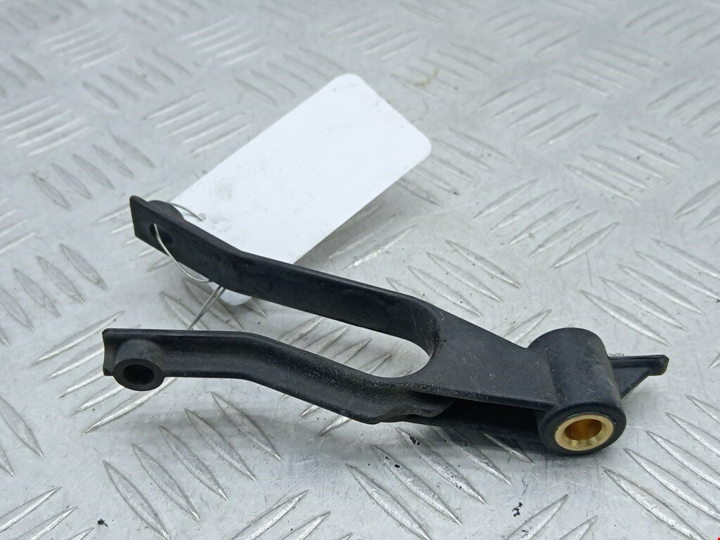 Кронштейн (крепление) радиатора Opel Astra H 13162131 арт. 2045250