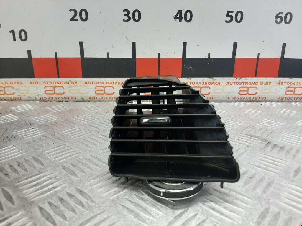 Дефлектор обдува салона Dodge Grand_Caravan 5 1QY57DX9AJ арт. 748136