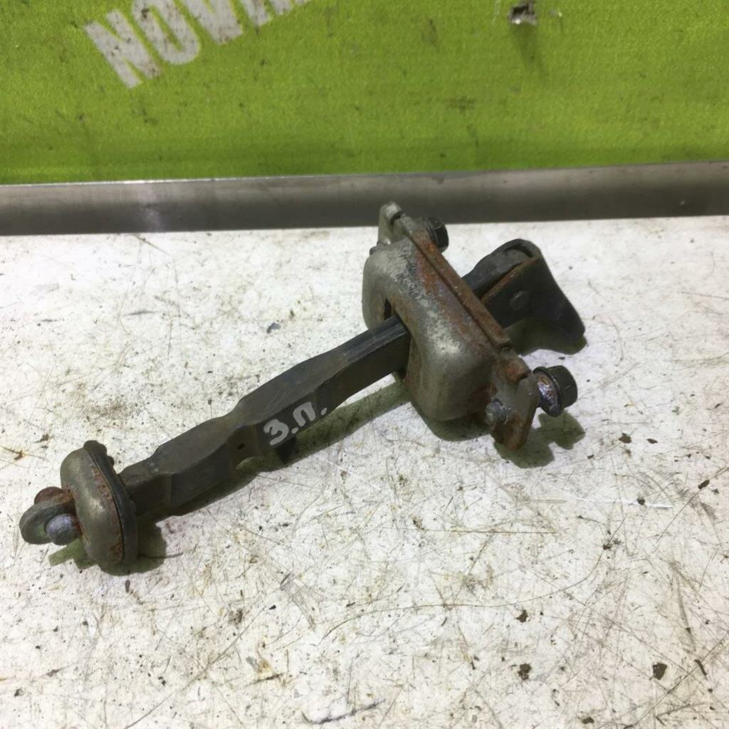 Ограничитель двери Mazda Mazda 6 GG 02-07