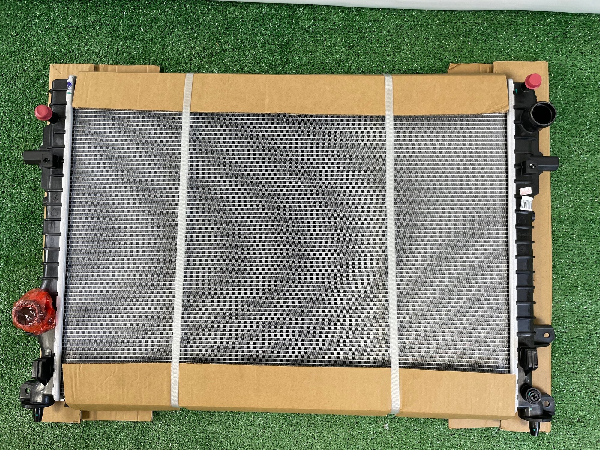 GEELY Радиатор основной Geely Coolray 2069017200