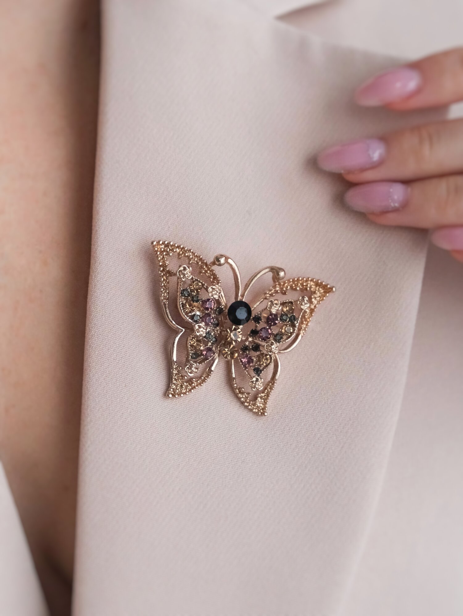 Брошь, кристалл