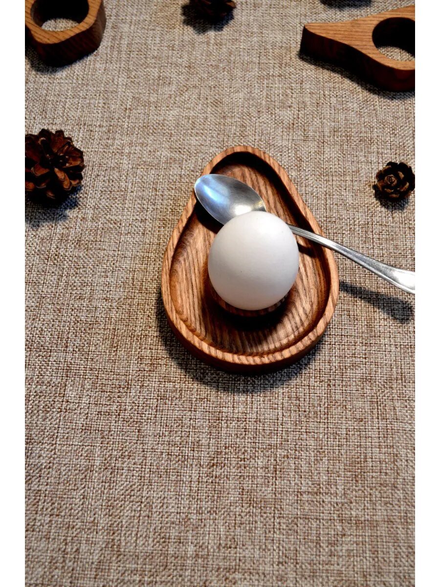 Подставка для яйца всмятку авокадо