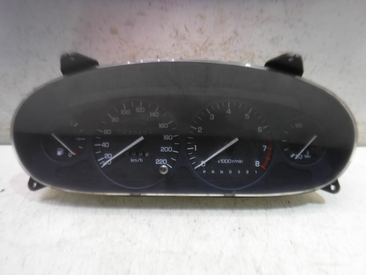 Панель приборов Daewoo Leganza I (1997—2008) 96206689