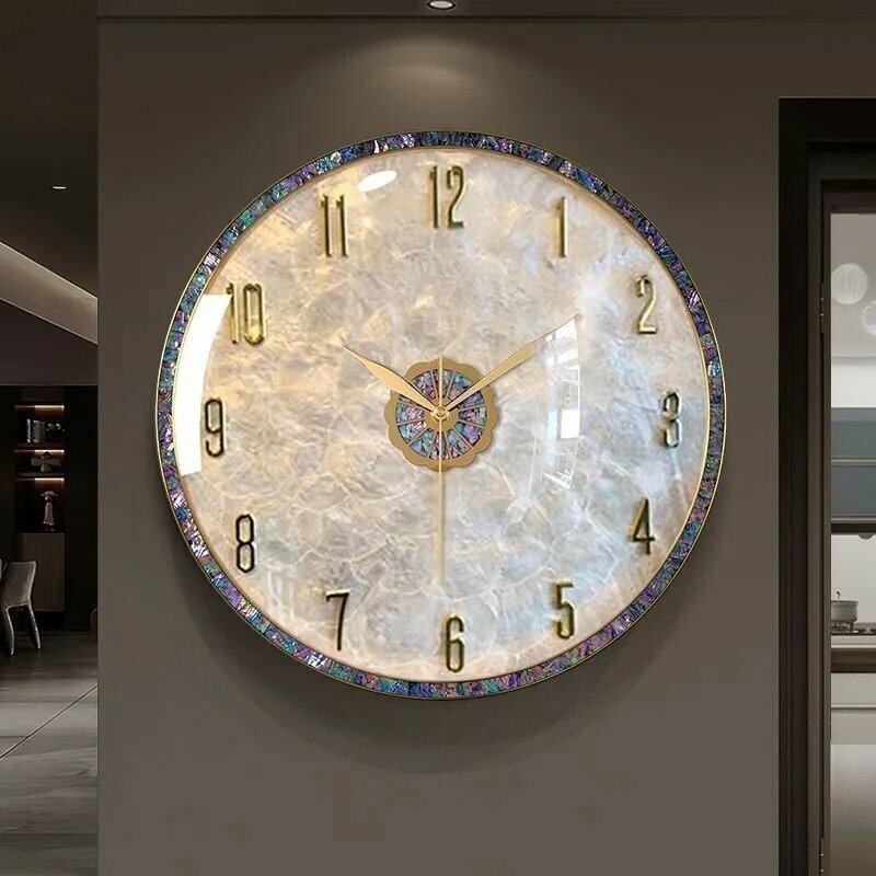 Настенные часы, 35 см х 35 см