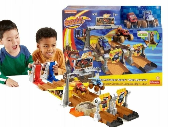 Игрушечный трек