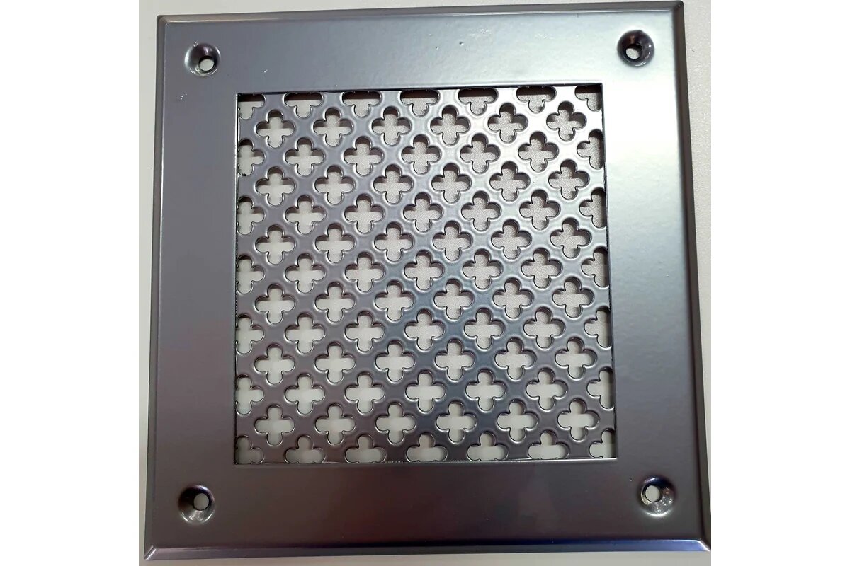 Решетка вентиляционная металлическая на саморезах ООО Вентмаркет 150×150 мм, цвет хром, материал металл