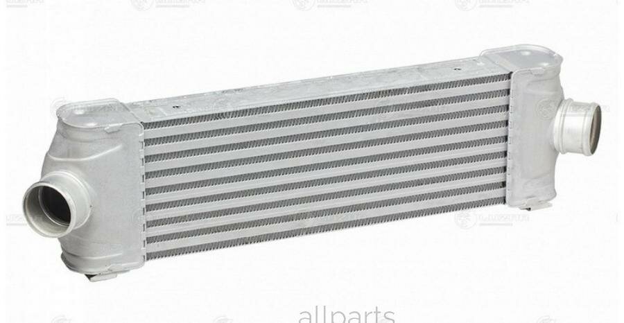 LUZAR LRIC 10CC Интеркулер FORD TRANSIT 2.2/2.4TD 06-