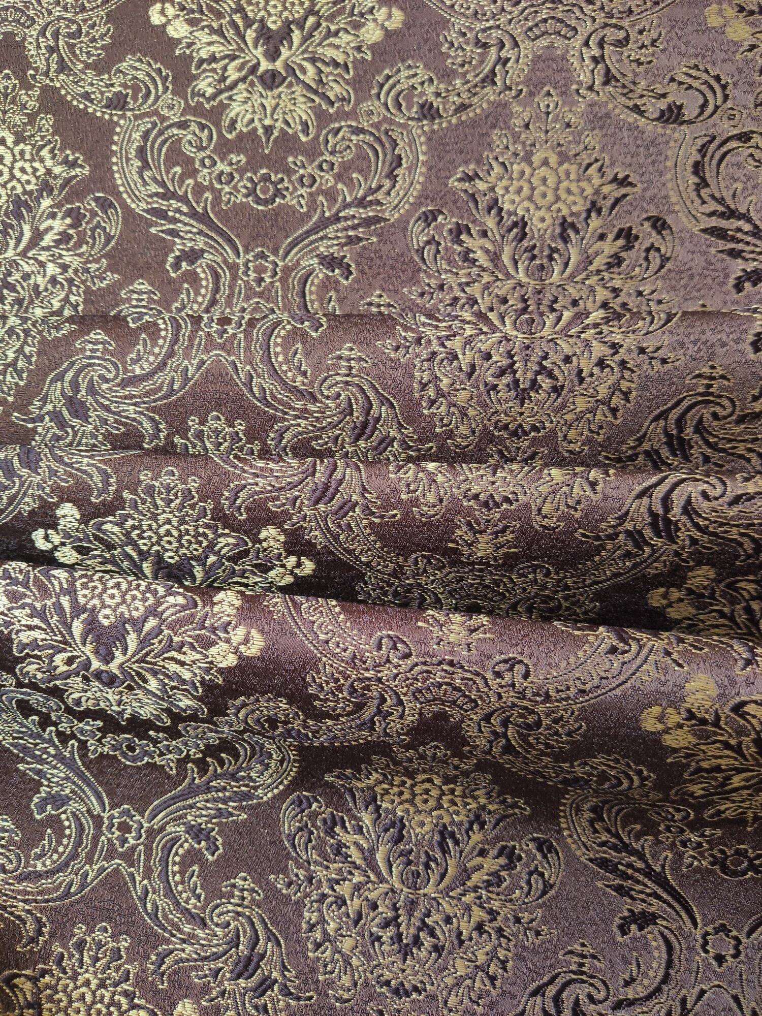 Ткань жаккард Турция золотой вензель на молочно-коричневом, длина 3м, ширина 1.4м