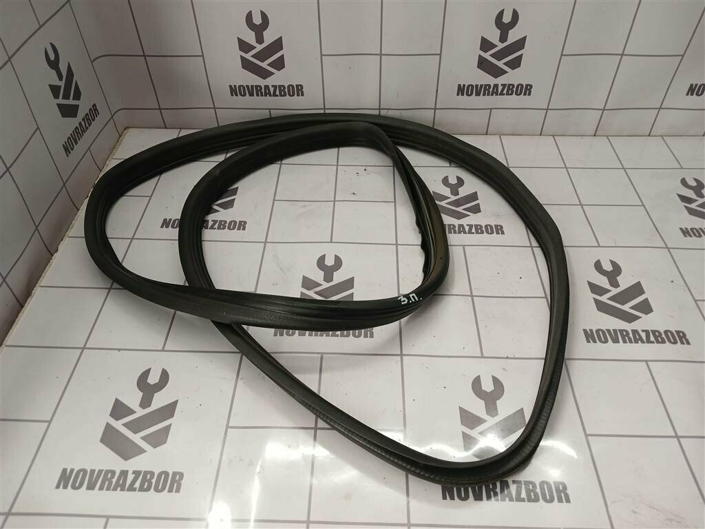 Уплотнитель Skoda Octavia A4 1U 2000-2011