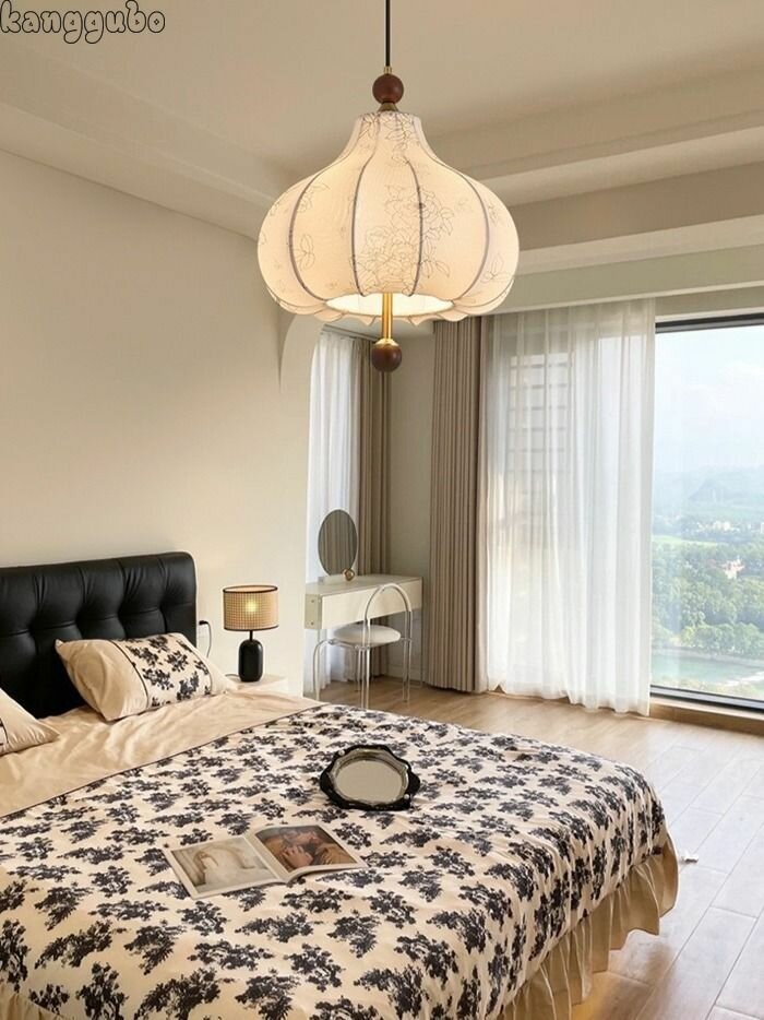 Люстра из французской ткани в стиле ретро