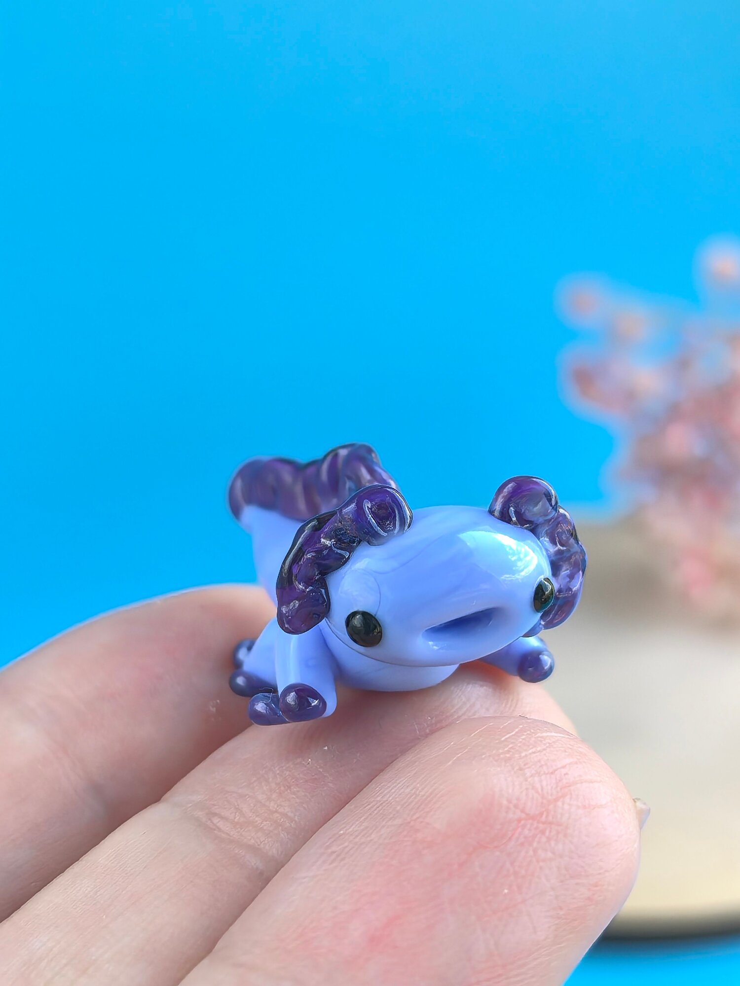 Фигурка стеклянная Аксолотль статуэтка или сувенир из стекла рыбка