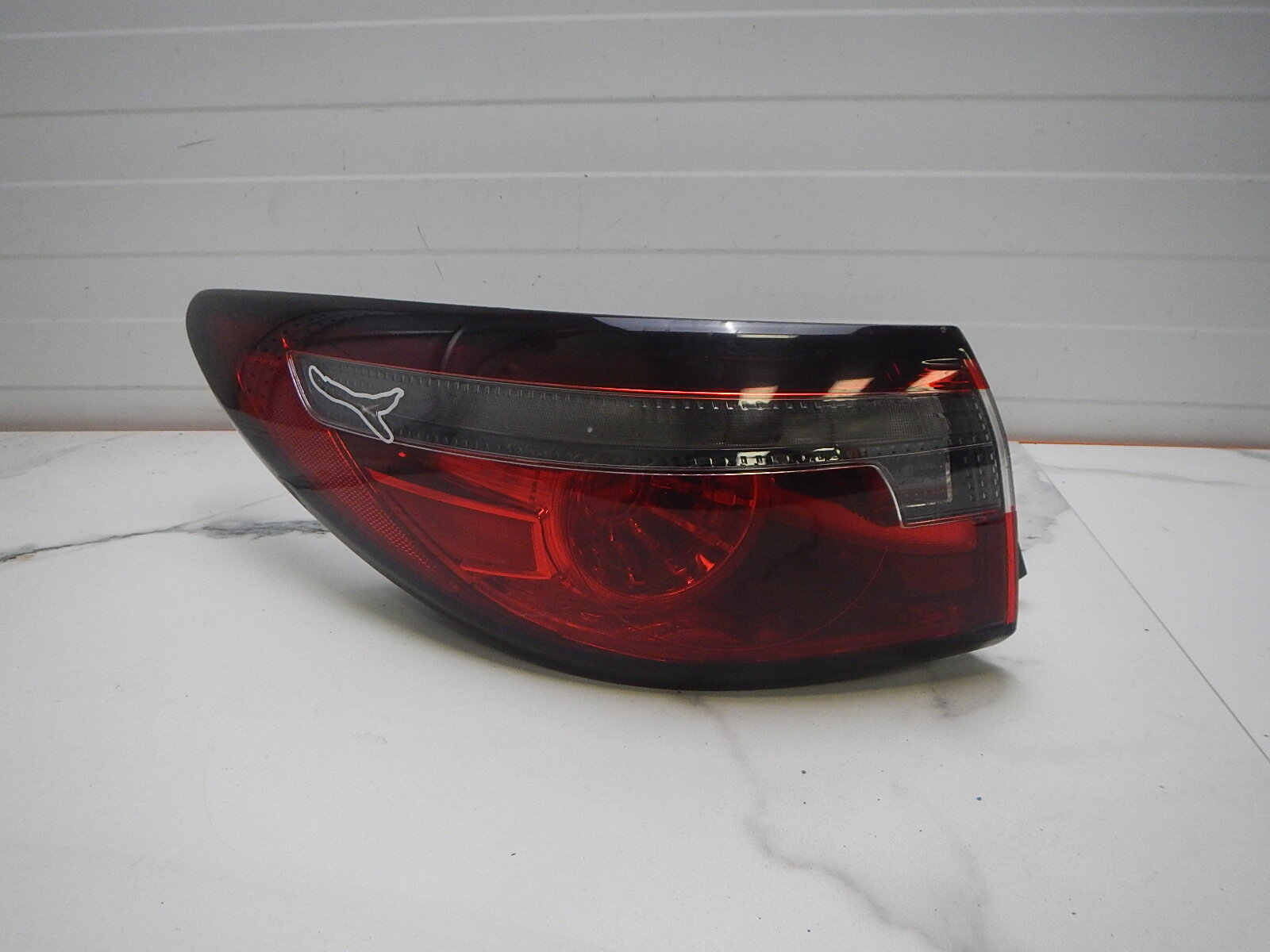 Б/У Фонарь задний левый, Mazda (Мазда)-6 (GL) (16-) MAZDA 6 (GL) (16-) 18- Трещина на стекле 625198 MAZDA арт. GRF551160B