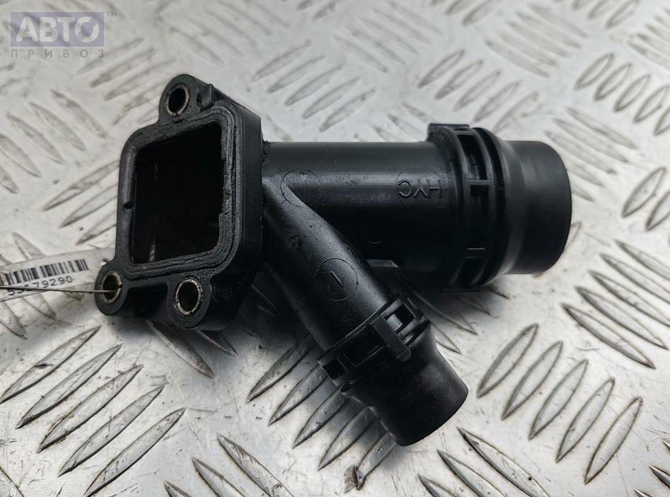 Фланец (тройник) системы охлаждения BMW 5 E60/E61 (2003-2010)