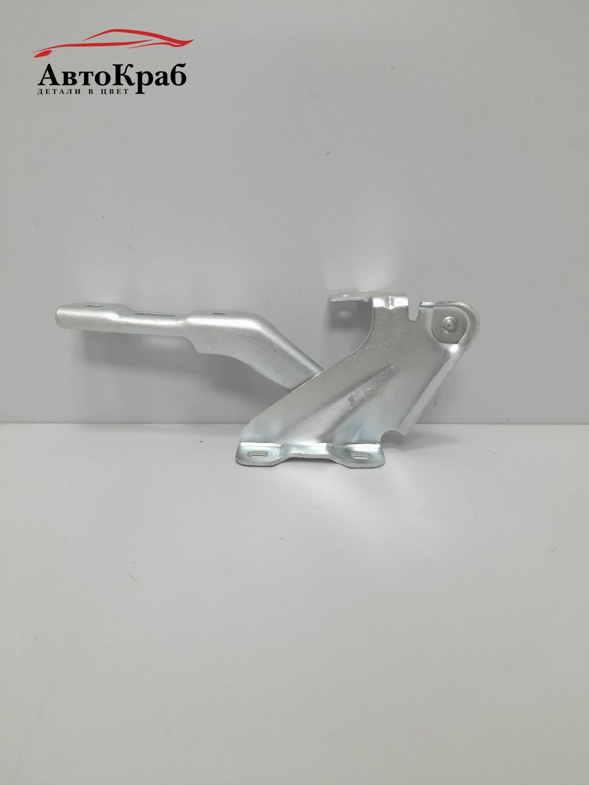Петля капота левая для Лада Веста 2015 - 2025 8450008287 Оригинал
