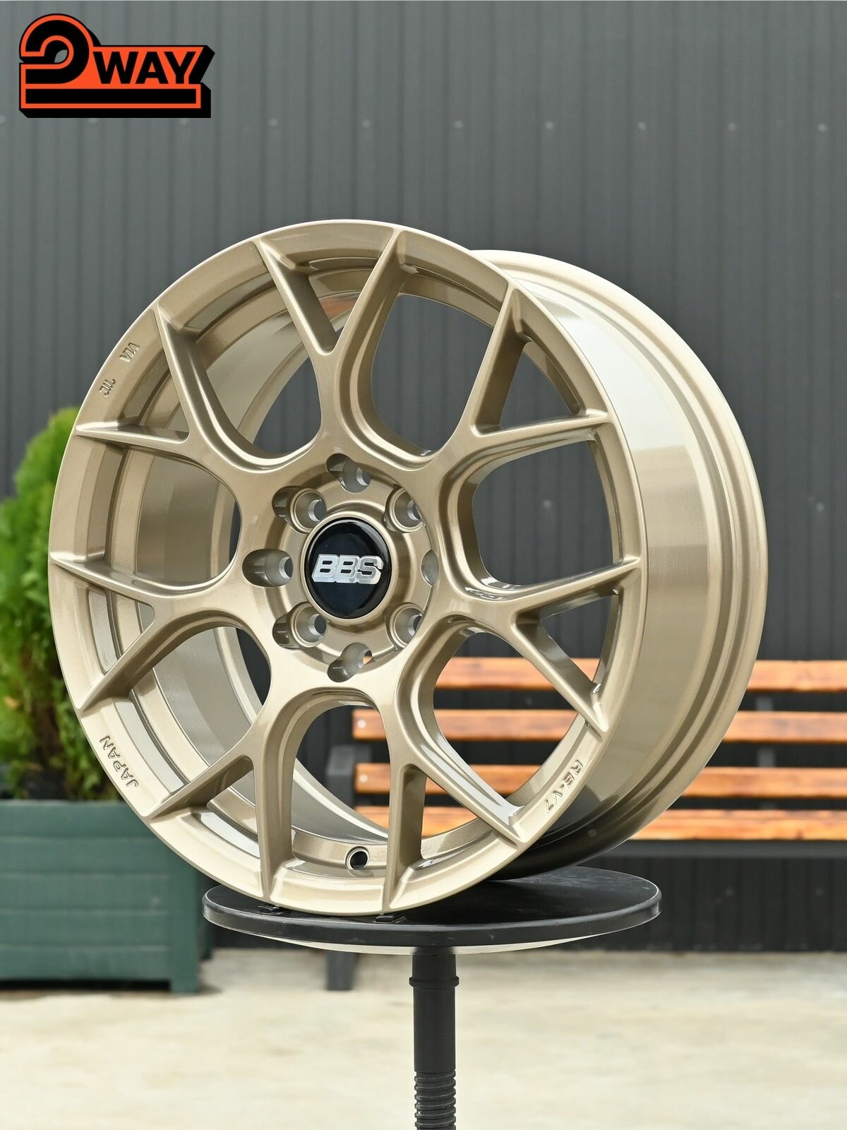 Литой диск Taigiro R15 BBS CH-R Стиль 6.5J ET38 4*100/114.3 Гянцевая Бронза