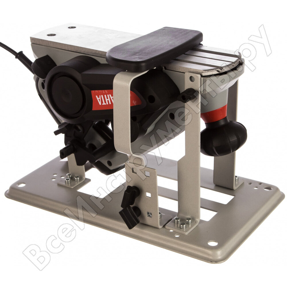 Электрический рубанок Ресанта Р-82СТ 75/5/2