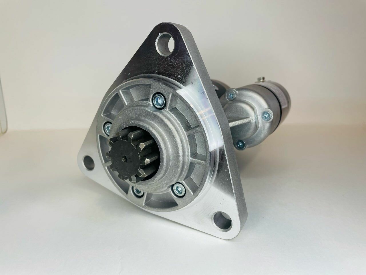 Стартер с редуктором МТЗ-80/82, Т-40, Т-16, Т-25 ТТВ 9142780 12В 2,7 кВт