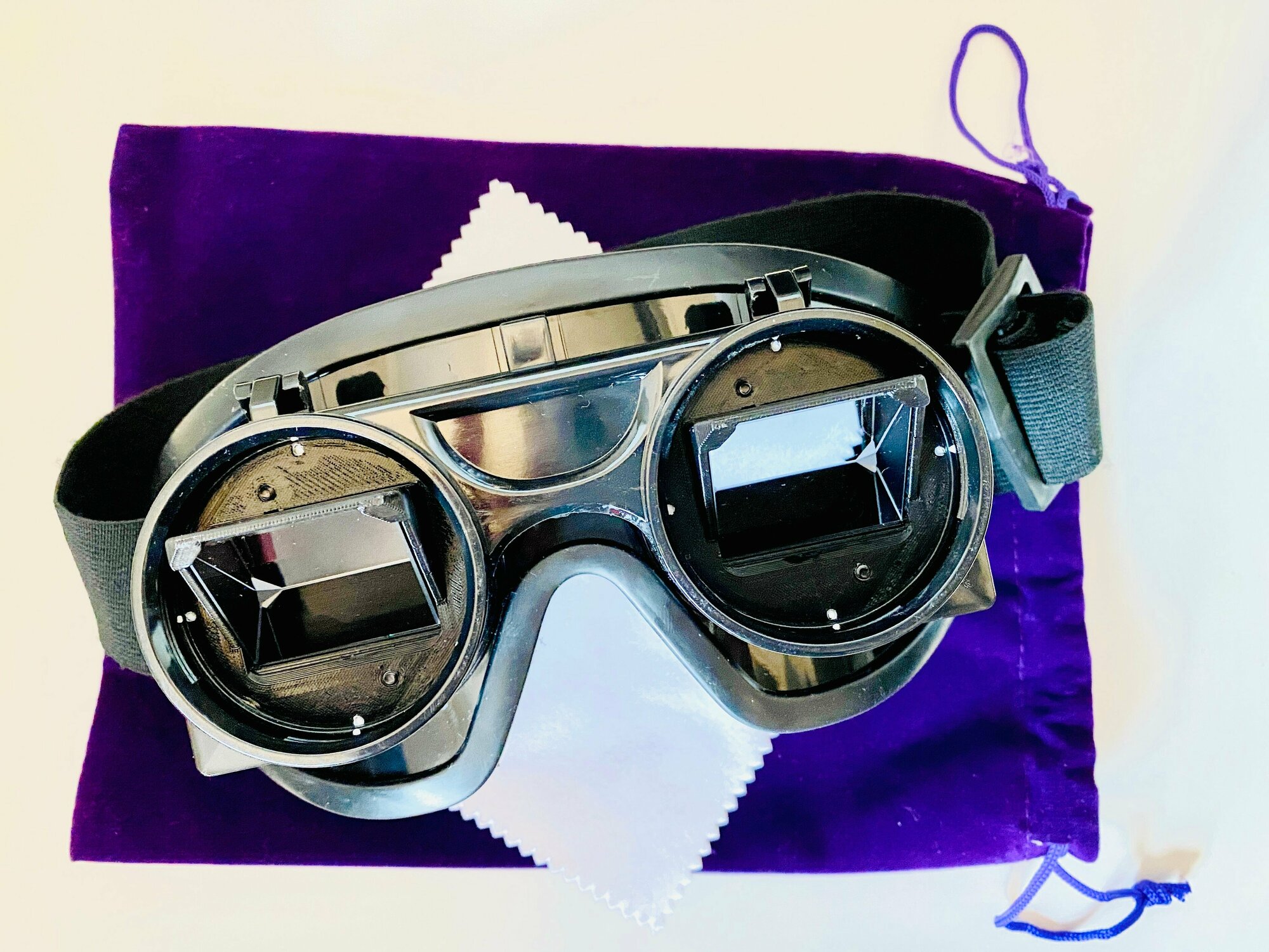 Удивительные очки-перевертыши для вечеринок и розыгрышей