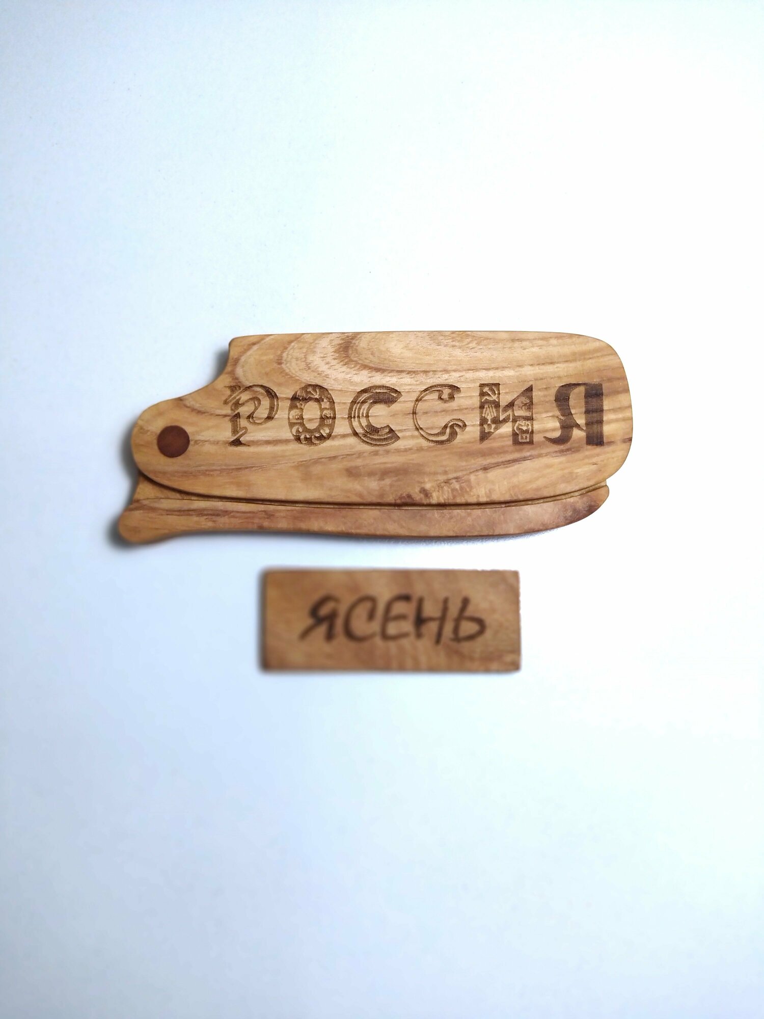 Расческа складная из ясеня "Россия 1"