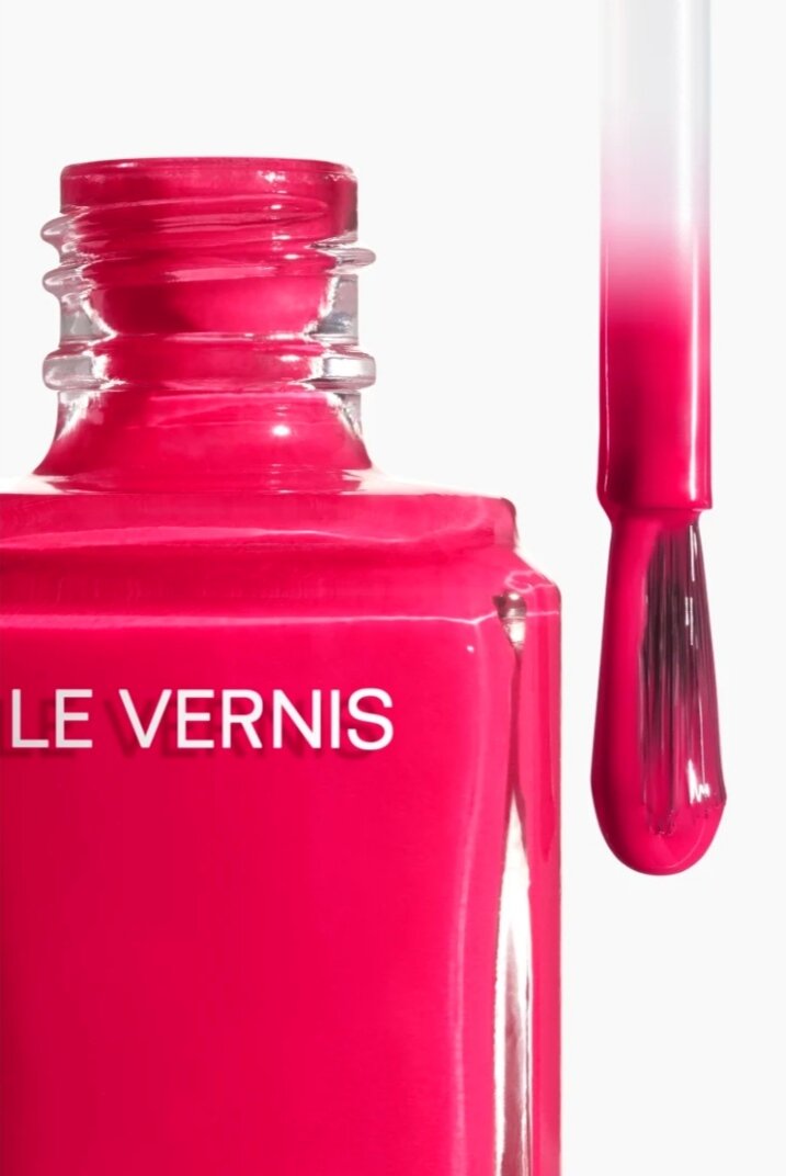 Лак для ногтей CHANEL Le Vernis 13 мл | Стойкий | Эффектный оттенок | Глянцевый финиш | Тон 143 Diva