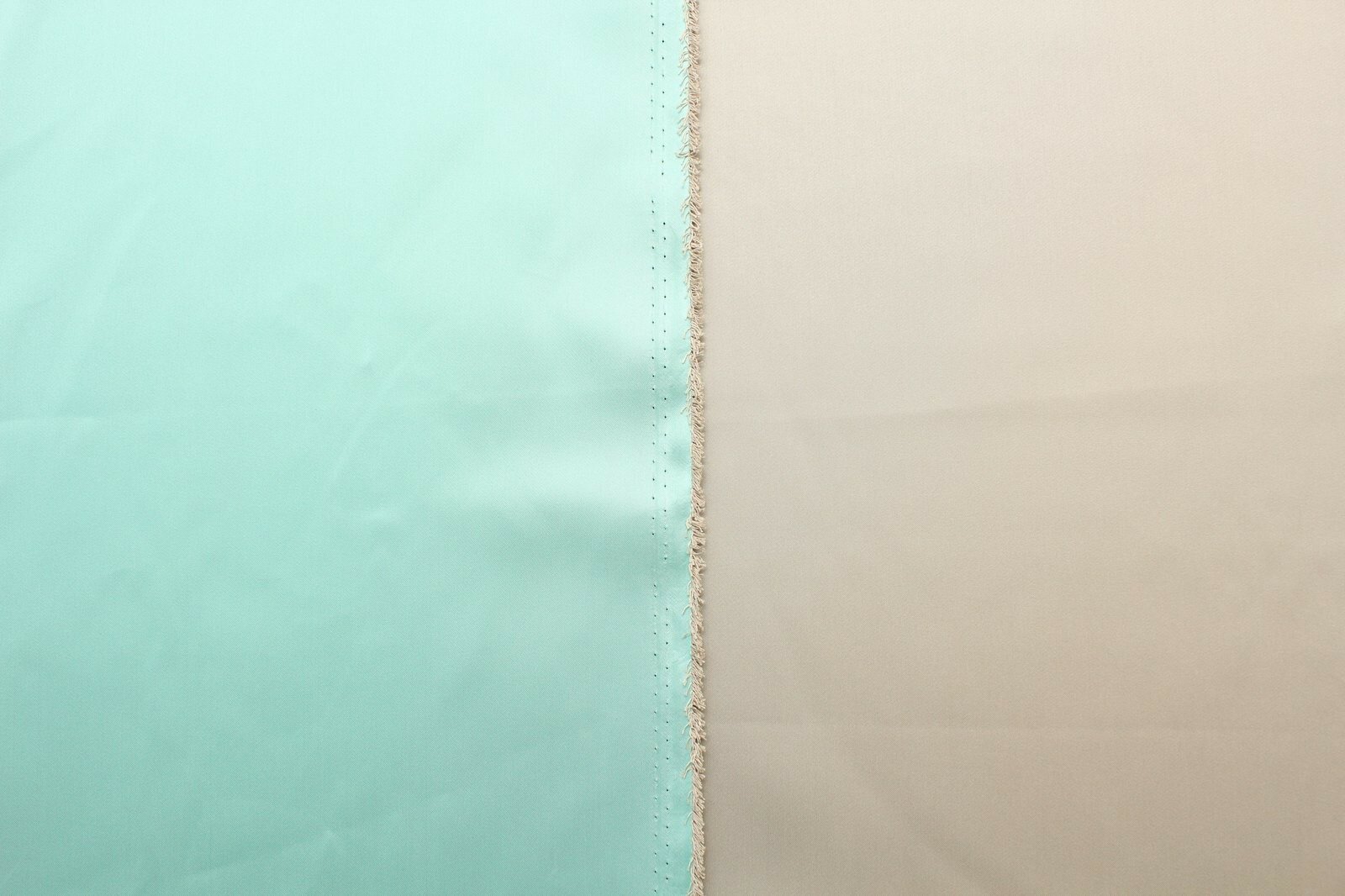 Ткань Дубль плащёво-курточный сатин малахитово-бежевый, двухсторонний , 290 г/пм, ш142см, 0,5 м