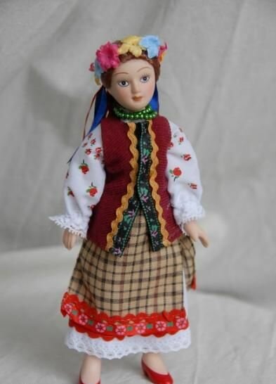 Кукла коллекционная в летнем костюме Киевской губернии