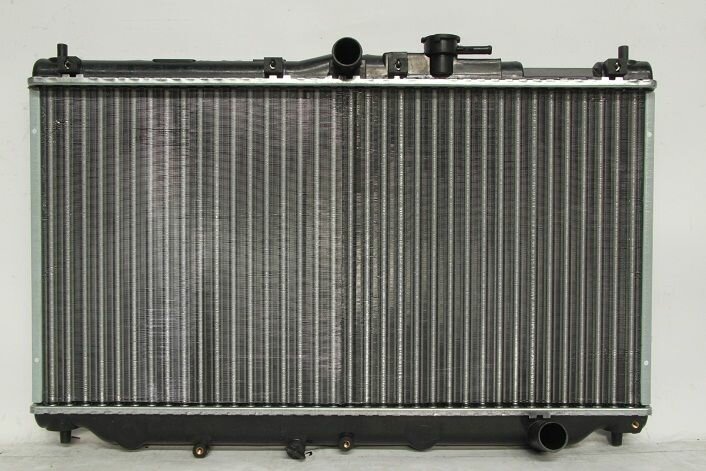 212279 Радиатор охлаждения для Honda Accord V CB / Rover 600 (90-98) MT
