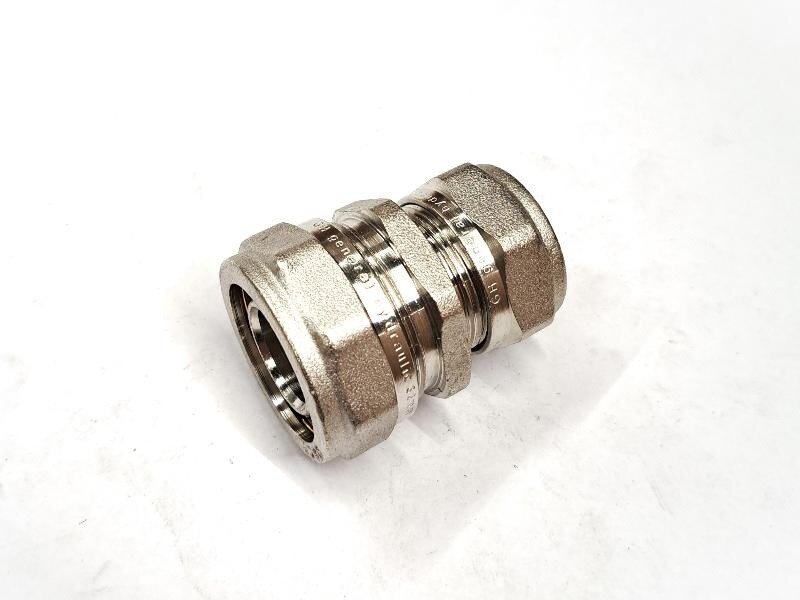 Редукционная муфта 26*32 (никель) двухстороннее соединение металлопластиковой трубы PROFIT GH