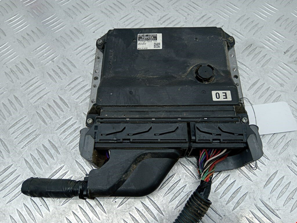 Блок управления двигателем Toyota Rav4 3 8966142C11 арт. 1763925