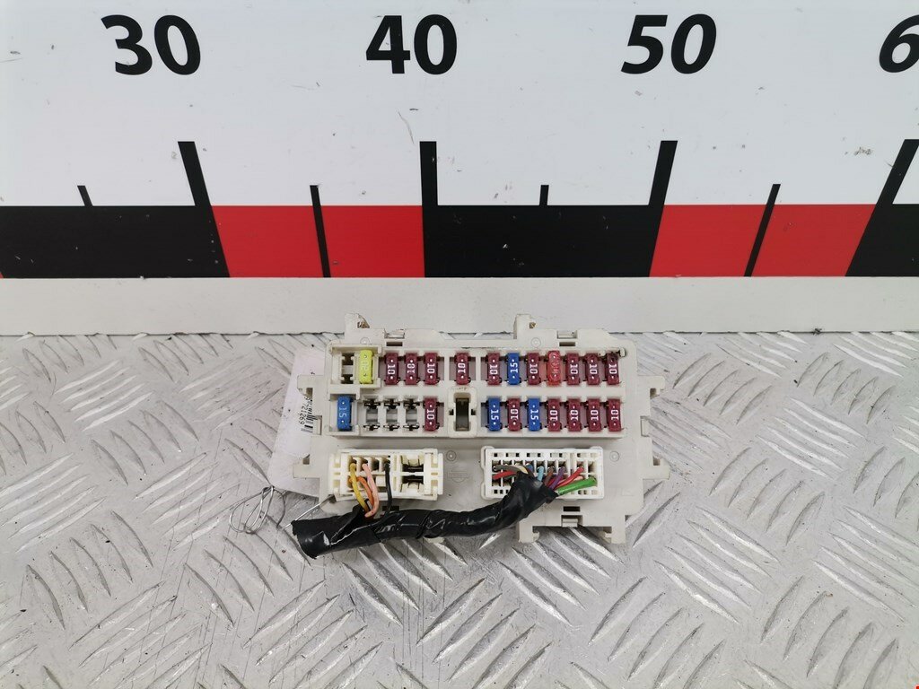 Блок предохранителей Nissan Navara (D40) 243505X00A арт. 972126