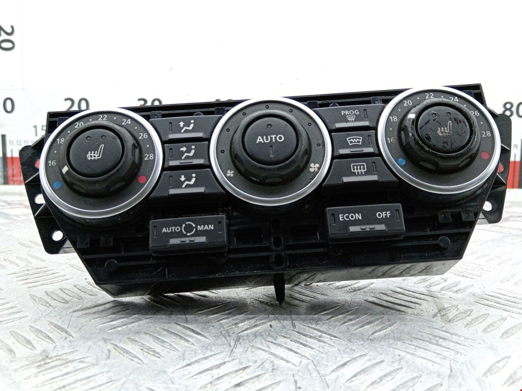 Блок управления печки (климат-контроля) Land Rover Freelander 2 LR041182 арт. 1970508