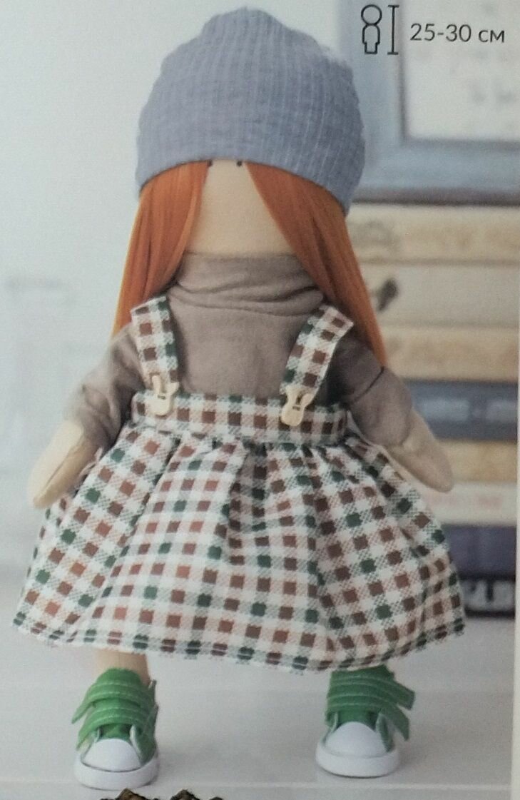 Подарочный мега набор для шитья куклы с поворотной головой 25см и с одеждой: выкройки, инструкции, аксессуары, ткань