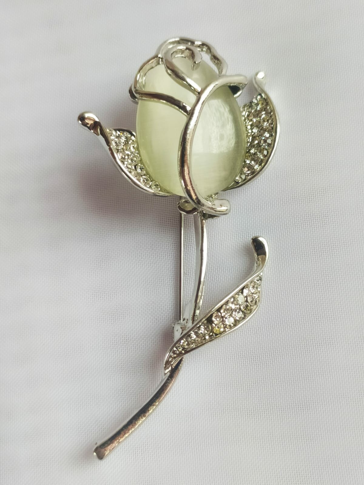 Брошь, кошачий глаз, стразы