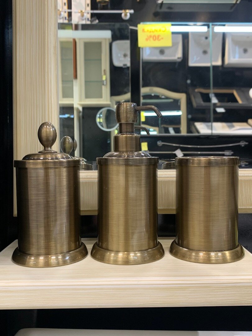 Дозатор для мыла настольный WINDISCH CLASSIC 90211OW бронза 85x155