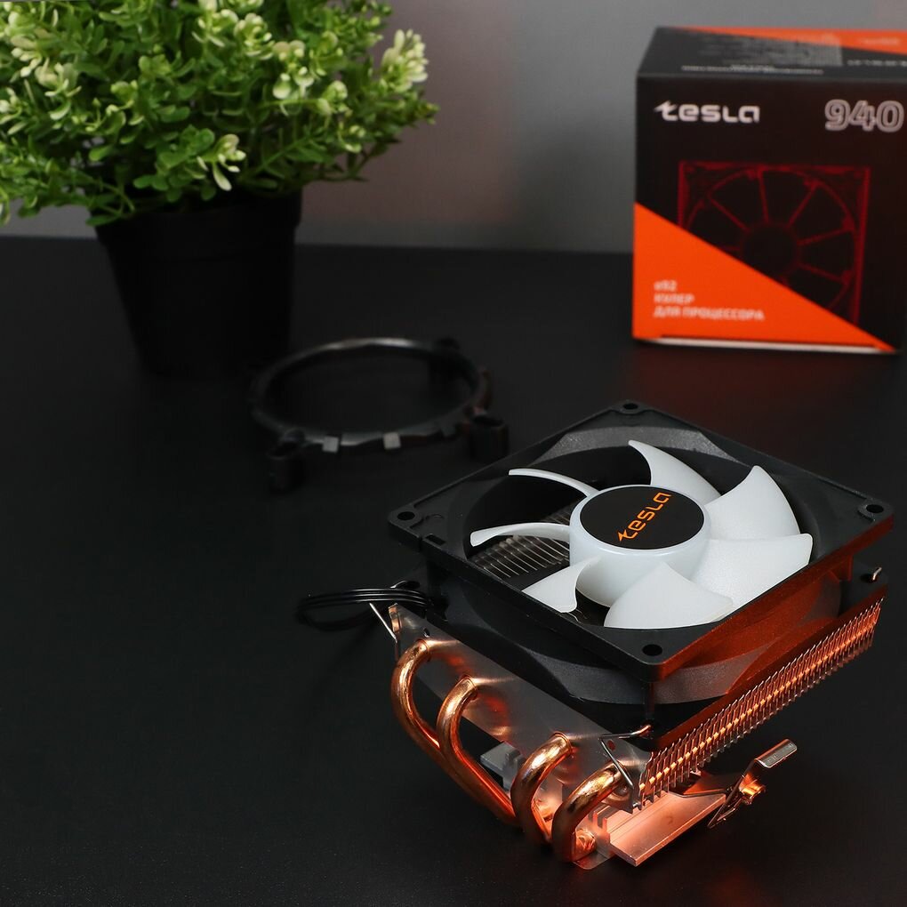 Кулер для процессора TESLA 940, 1х92мм, 2200rpm, 3-pin, Al+Cu, серебристый