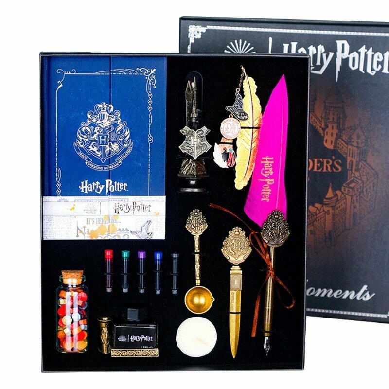 Перьевая ручка с аксессуарами в стиле Harry Potter в подарочной упаковке, цвет пера: розовый