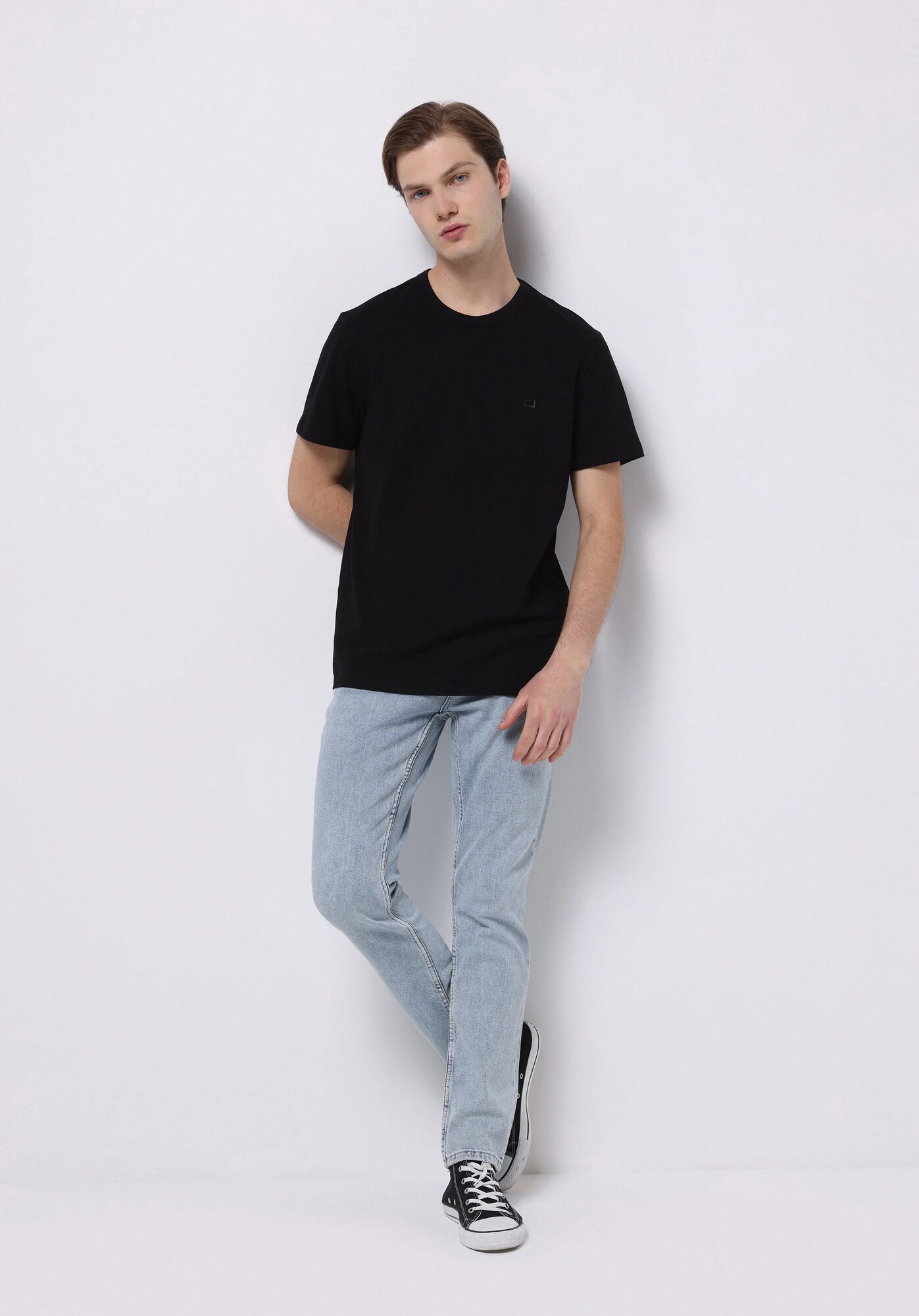 Джинсы зауженные 044 KARL Straight Fit 