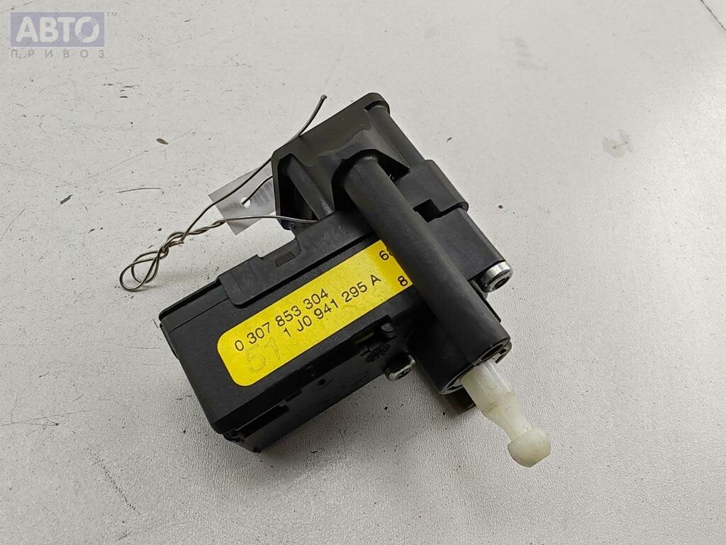 Корректор фар Audi A6 C6 (2004-2011)