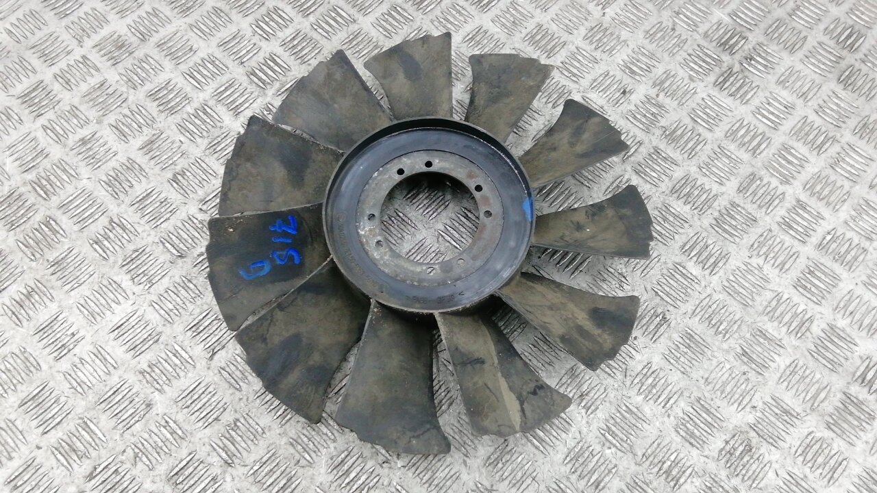 Крыльчатка вискомуфты дизельная IVECO DAILY 4, Номер 504024647