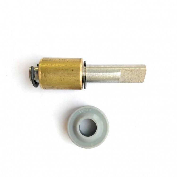 Шток привода ведра хлебопечки Moulinex L47, D8 с сальником, b1053