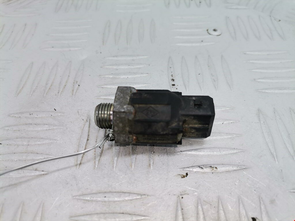 Датчик детонации Renault Scenic 1 8200680689 арт. 1577384