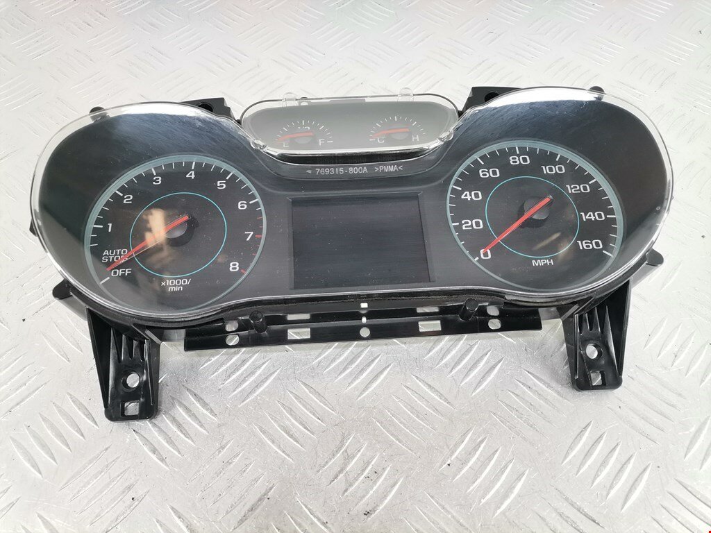 Панель приборная (щиток приборов) Chevrolet Cruze 3 (J400) 42687144 арт. 1408429