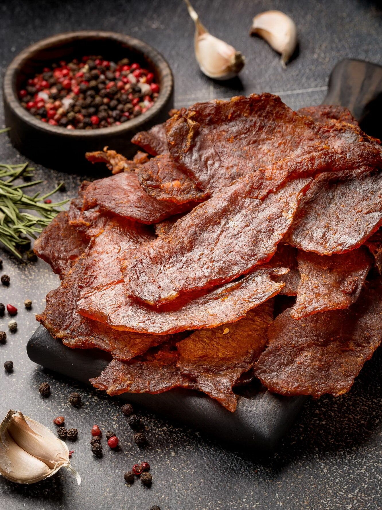 Чипсы мясные из свинины волжский мясник Свинина джерки "Барбекю", 300гр